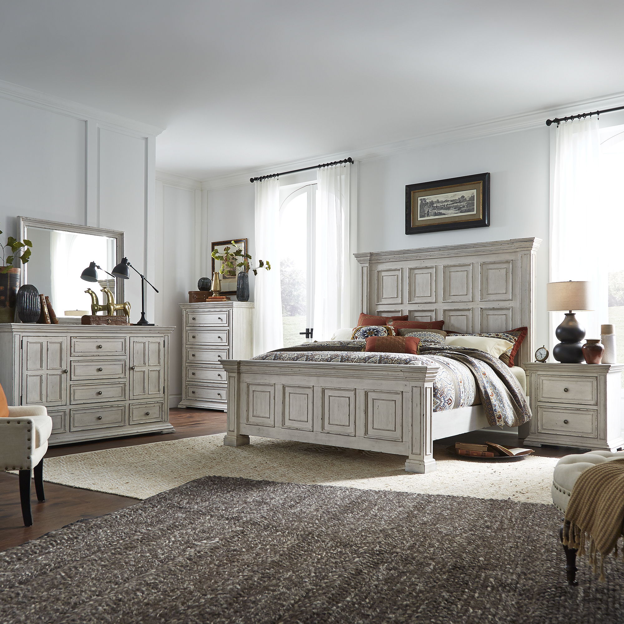Big bedroom drawers store